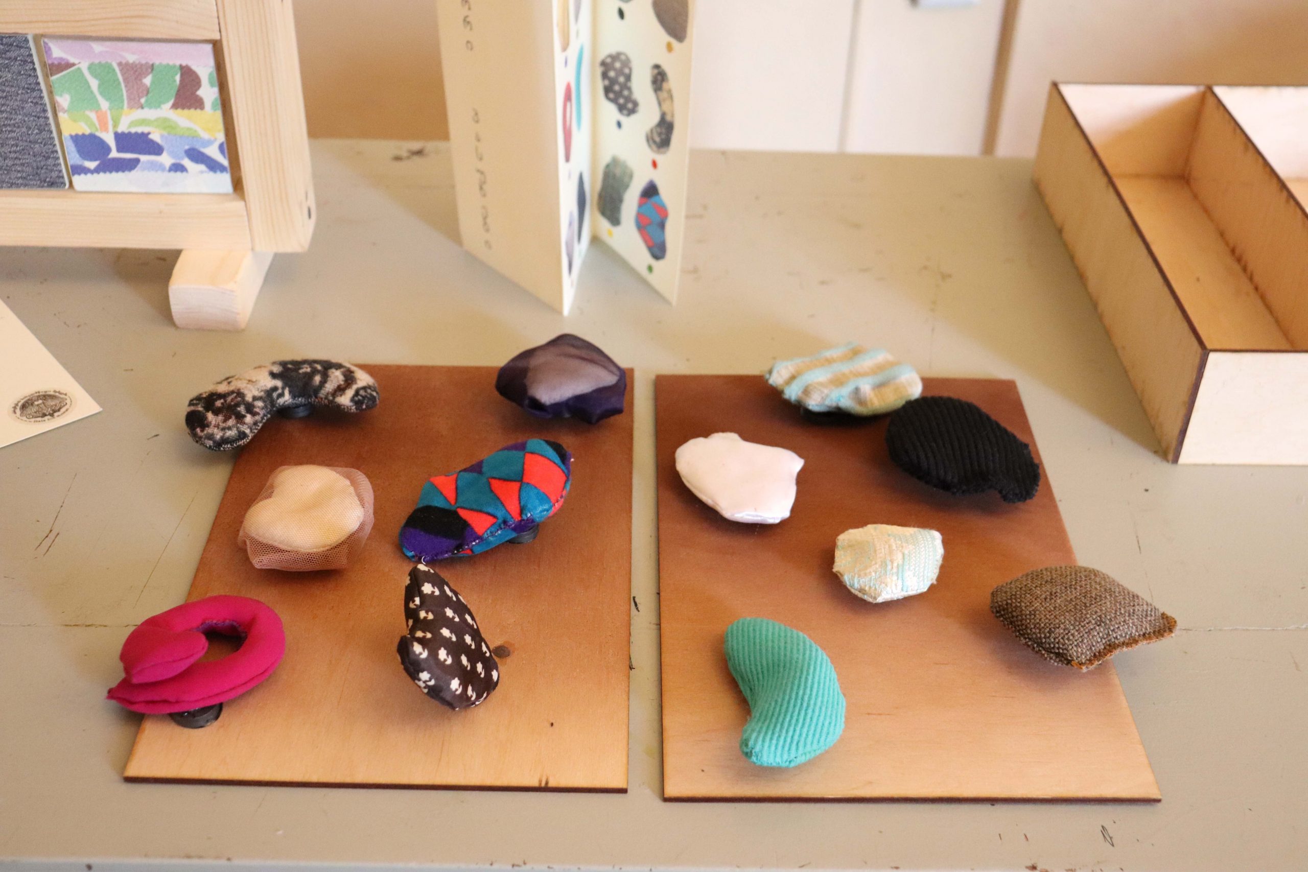 Artistic Forms of Presenting Industrial Textiles – silkmuseumblog